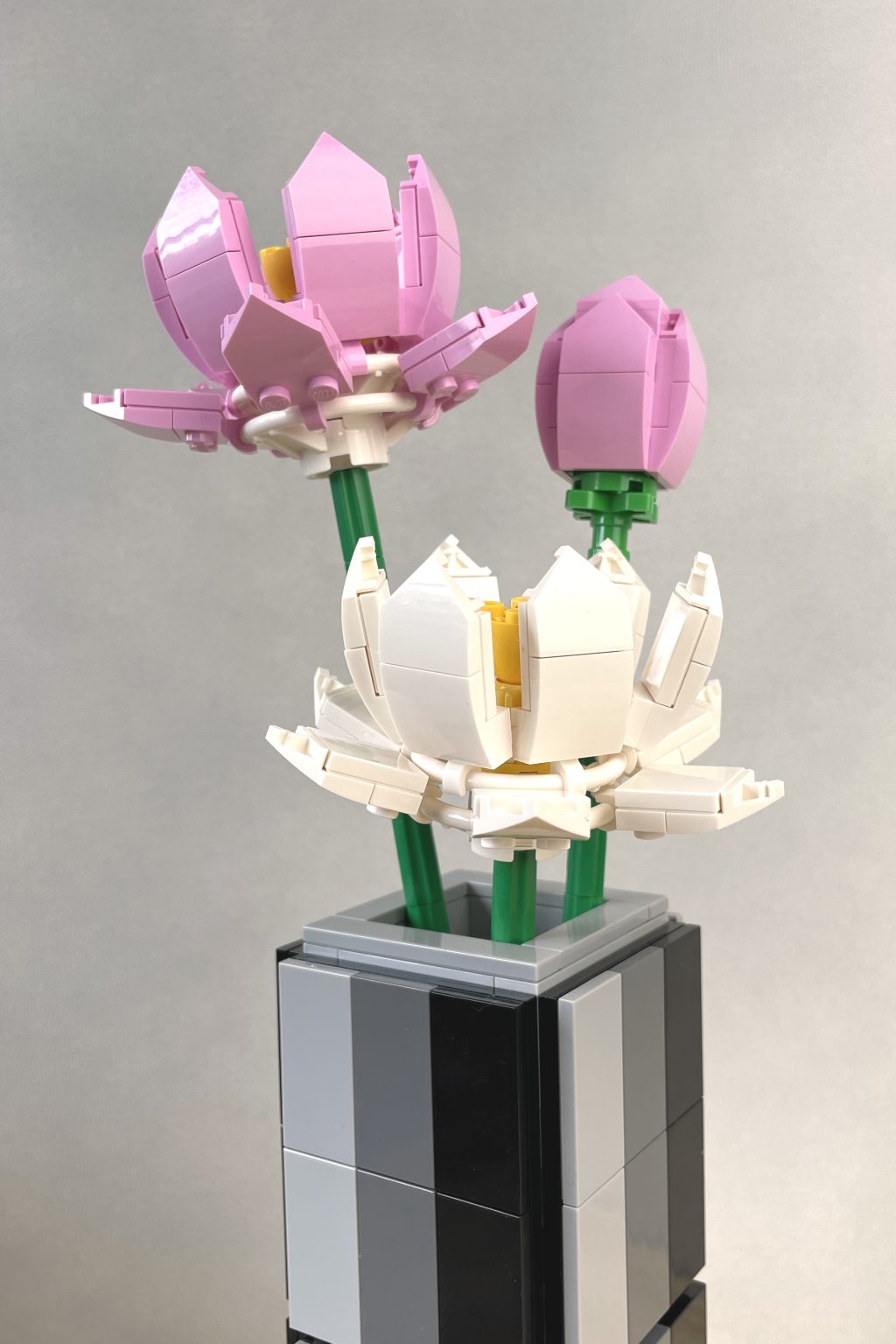 LEGO set: Lotus Flowers (40647) – curiofloris