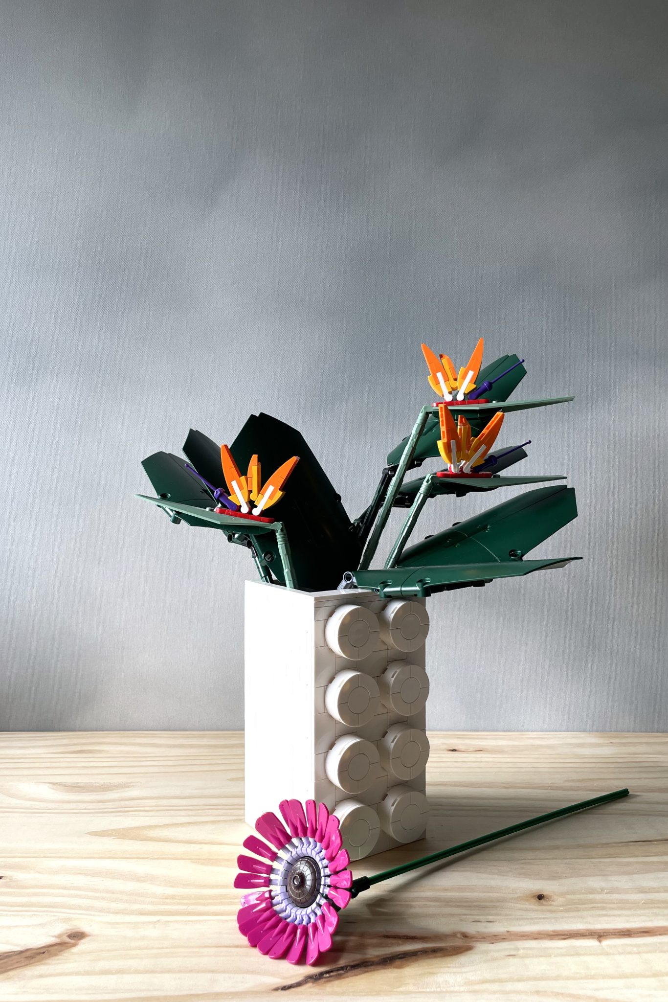 LEGO set: Bird of Paradise (10289) – curiofloris
